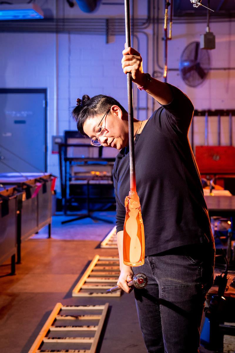 Lee and former student discuss art of making glass on ‘Arts Educators ...