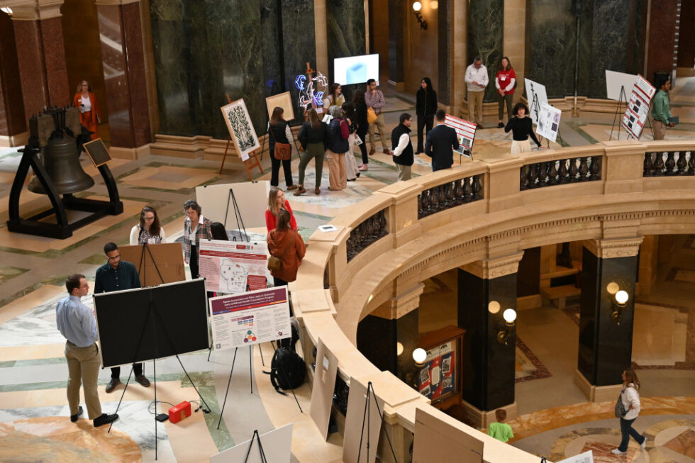 Alumni, staff, and faculty make strong case for UW–Madison at Day at ...